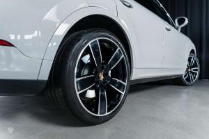 Pelēks Porsche Cayenne Coupe 2020 Viļņa, ar dzinēja tilpumu 4.40 L un nobraukumu 84 tūkst. km par 74998 €, foto 18 vietnē AUTOMOTO.COM.LV
