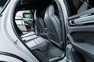 Pelēks Porsche Cayenne Coupe 2020 Viļņa, ar dzinēja tilpumu 4.40 L un nobraukumu 84 tūkst. km par 74998 €, foto 36 vietnē AUTOMOTO.COM.LV