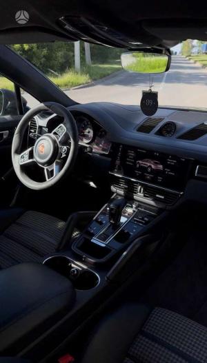 Grey Porsche Cayenne Coupe 2020 in Vilnius, with an engine capacity of 4.00 L and mileage of 110 thousand km for 76000 €, photo  on AUTOMOTO.COM.LV