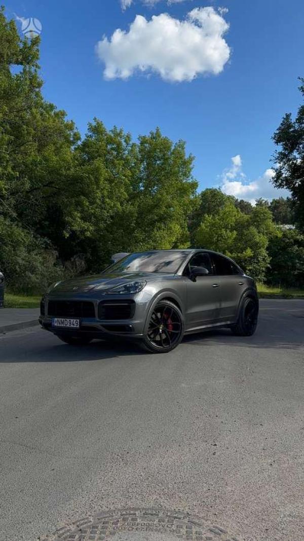 Серый Порше Cayenne Coupe 2020 в Вильнюс, объемом двигателя 4.00 л и пробегом 110 тыс. км за 76000 €, фото 5 на AUTOMOTO.COM.LV