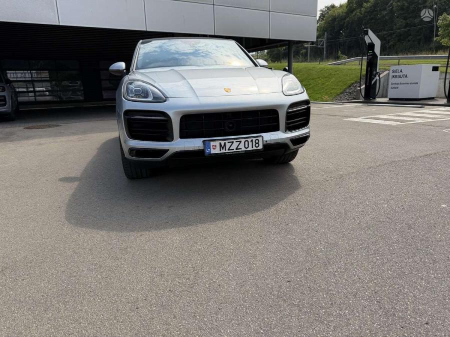 Серый Порше Cayenne Coupe 2020 в Вильнюс, объемом двигателя 2.90 л и пробегом 94 тыс. км за 62000 €, фото 3 на AUTOMOTO.COM.LV
