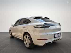 Grey Porsche Cayenne Coupe 2020 in Vilnius, with an engine capacity of 4.00 L and mileage of 156 thousand km for 66900 €, photo 5 on AUTOMOTO.COM.LV