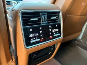 Grey Porsche Cayenne Coupe 2020 in Vilnius, with an engine capacity of 4.00 L and mileage of 156 thousand km for 66900 €, photo 20 on AUTOMOTO.COM.LV