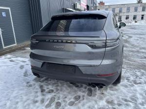Pelēks Porsche Cayenne Coupe 2021 Alīta, ar dzinēja tilpumu 3.00 L un nobraukumu 75 tūkst. km par 55500 €, foto 8 vietnē AUTOMOTO.COM.LV