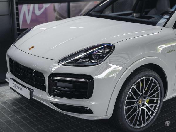 Pelēks Porsche Cayenne Coupe 2021 Viļņa, ar dzinēja tilpumu 0.00 L un nobraukumu 70 tūkst. km par 69911 €, foto 10 vietnē AUTOMOTO.COM.LV