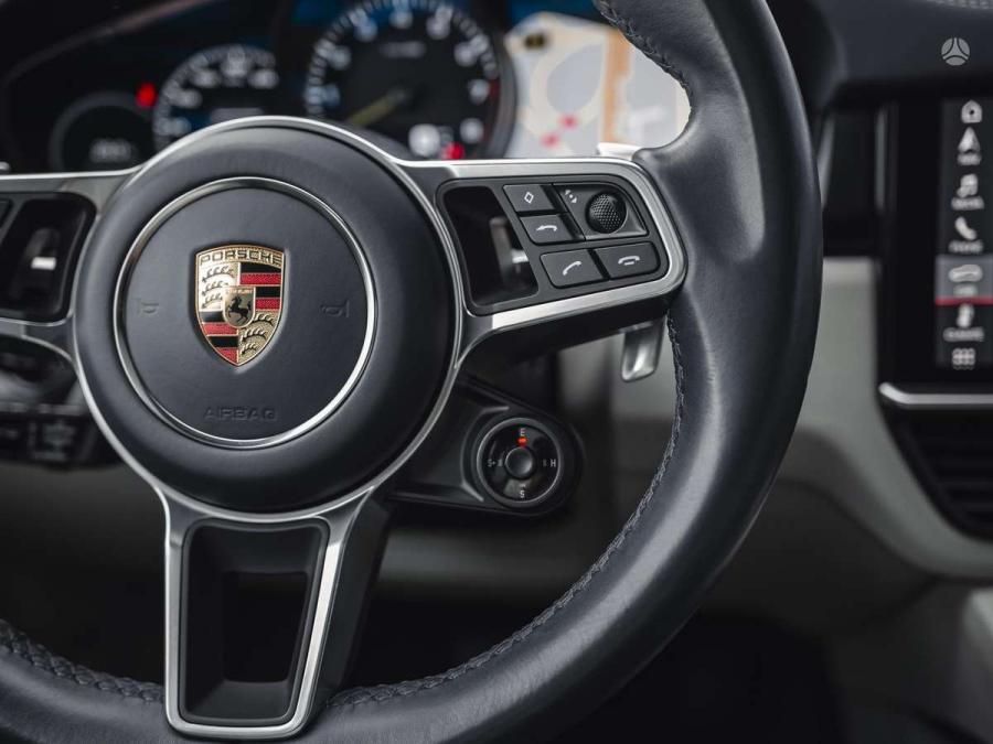 Серый Порше Cayenne Coupe 2021 в Вильнюс, объемом двигателя 0.00 л и пробегом 70 тыс. км за 69911 €, фото 31 на AUTOMOTO.COM.LV