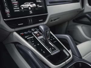 Серый Порше Cayenne Coupe 2021 в Вильнюс, объемом двигателя 0.00 л и пробегом 70 тыс. км за 69911 €, фото 34 на AUTOMOTO.COM.LV