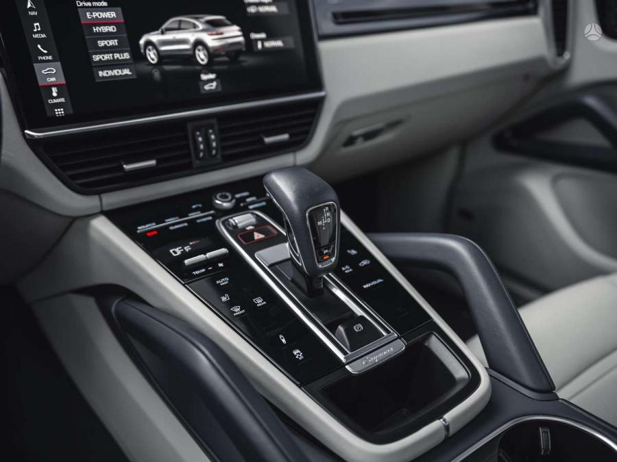 Серый Порше Cayenne Coupe 2021 в Вильнюс, объемом двигателя 0.00 л и пробегом 70 тыс. км за 69911 €, фото 34 на AUTOMOTO.COM.LV