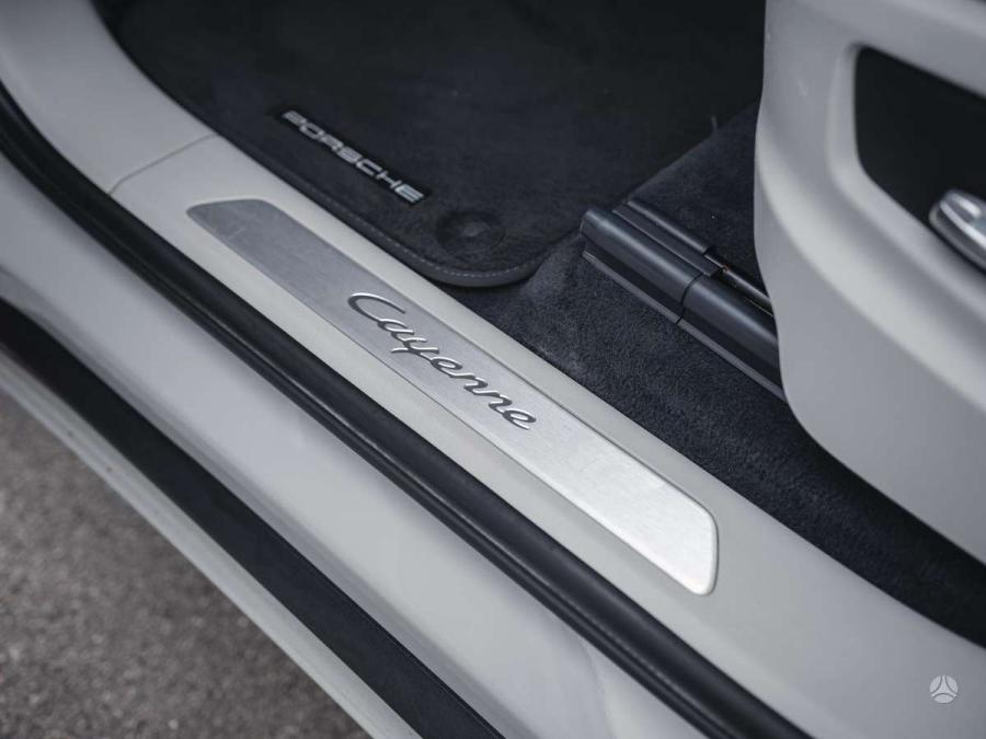 Серый Порше Cayenne Coupe 2021 в Вильнюс, объемом двигателя 0.00 л и пробегом 70 тыс. км за 69911 €, фото 38 на AUTOMOTO.COM.LV