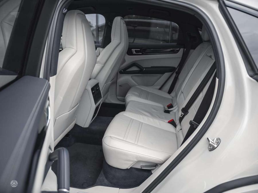 Серый Порше Cayenne Coupe 2021 в Вильнюс, объемом двигателя 0.00 л и пробегом 70 тыс. км за 69911 €, фото 40 на AUTOMOTO.COM.LV