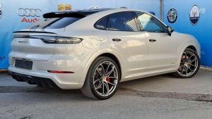 Grey Porsche Cayenne Coupe 2021 in Siauliai, with an engine capacity of 4.00 L and mileage of 112 thousand km for 94380 €, photo 9 on AUTOMOTO.COM.LV