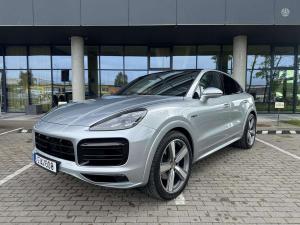 Grey Porsche Cayenne Coupe 2021 in Kaunas, with an engine capacity of 3.00 L and mileage of 79 thousand km for 67900 €, photo  on AUTOMOTO.COM.LV