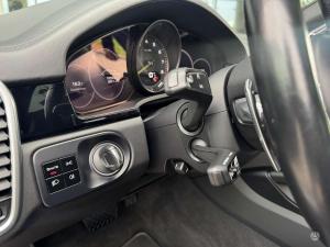 Grey Porsche Cayenne Coupe 2021 in Kaunas, with an engine capacity of 3.00 L and mileage of 79 thousand km for 67900 €, photo 23 on AUTOMOTO.COM.LV