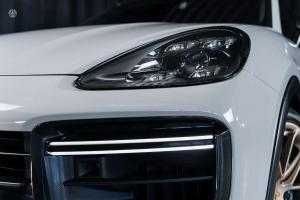 Pelēks Porsche Cayenne Coupe 2022 Viļņa, ar dzinēja tilpumu 4.00 L un nobraukumu 37 tūkst. km par 104000 €, foto 20 vietnē AUTOMOTO.COM.LV