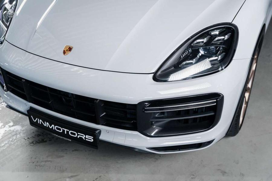 Grey Porsche Cayenne Coupe 2022 in Vilnius, with an engine capacity of 4.00 L and mileage of 37 thousand km for 119999 €, photo 19 on AUTOMOTO.COM.LV