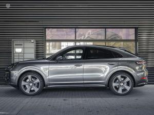 Серый Порше Cayenne Coupe 2023 в Вильнюс, объемом двигателя 3.00 л и пробегом 39 тыс. км за 109911 €, фото 3 на AUTOMOTO.COM.LV