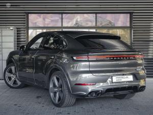 Серый Порше Cayenne Coupe 2023 в Вильнюс, объемом двигателя 3.00 л и пробегом 39 тыс. км за 109911 €, фото 4 на AUTOMOTO.COM.LV