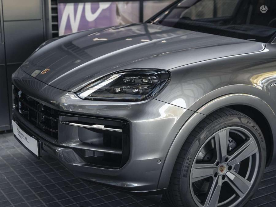 Серый Порше Cayenne Coupe 2023 в Вильнюс, объемом двигателя 3.00 л и пробегом 39 тыс. км за 109911 €, фото 11 на AUTOMOTO.COM.LV