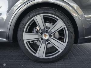 Серый Порше Cayenne Coupe 2023 в Вильнюс, объемом двигателя 3.00 л и пробегом 39 тыс. км за 109911 €, фото 18 на AUTOMOTO.COM.LV