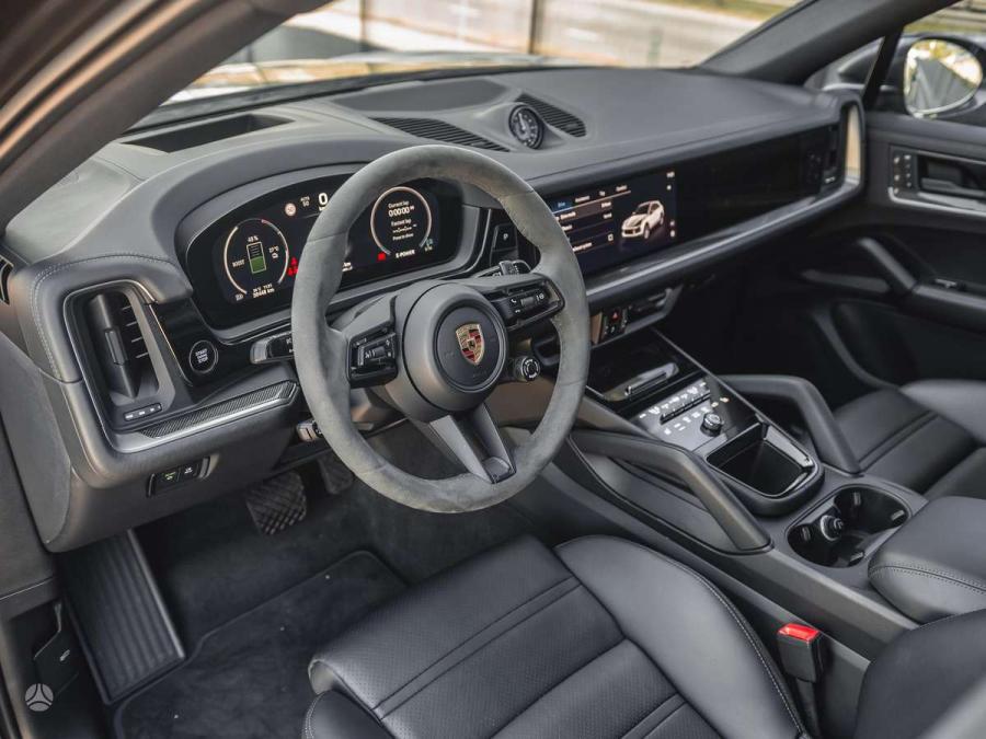 Серый Порше Cayenne Coupe 2023 в Вильнюс, объемом двигателя 3.00 л и пробегом 39 тыс. км за 109911 €, фото 21 на AUTOMOTO.COM.LV