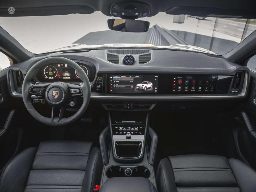 Серый Порше Cayenne Coupe 2023 в Вильнюс, объемом двигателя 3.00 л и пробегом 39 тыс. км за 109911 €, фото 23 на AUTOMOTO.COM.LV