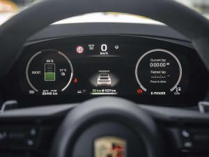 Серый Порше Cayenne Coupe 2023 в Вильнюс, объемом двигателя 3.00 л и пробегом 39 тыс. км за 109911 €, фото 26 на AUTOMOTO.COM.LV