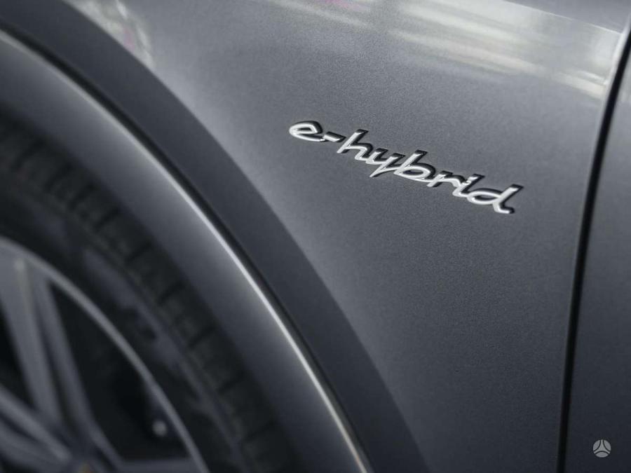 Серый Порше Cayenne Coupe 2023 в Вильнюс, объемом двигателя 3.00 л и пробегом 39 тыс. км за 109911 €, фото 39 на AUTOMOTO.COM.LV