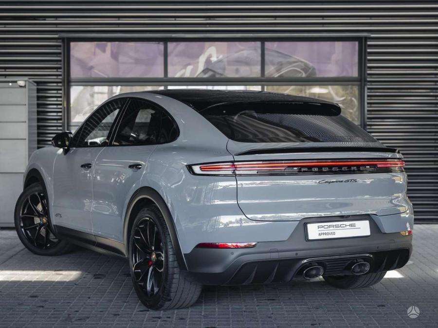 Серый Порше Cayenne Coupe 2024 в Вильнюс, объемом двигателя 0.00 л и пробегом 43 тыс. км за 139911 €, фото 4 на AUTOMOTO.COM.LV