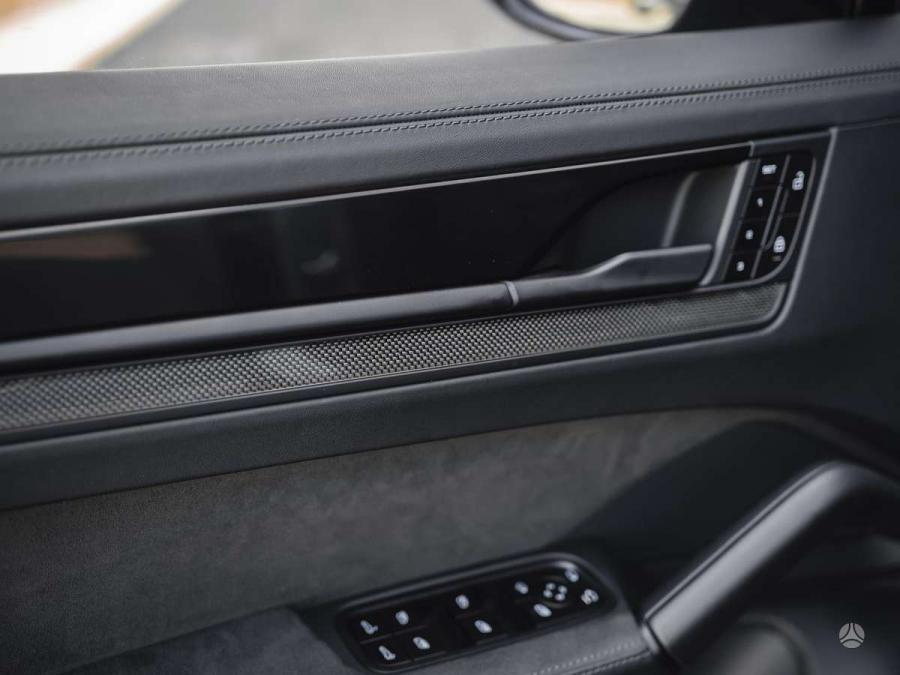 Серый Порше Cayenne Coupe 2024 в Вильнюс, объемом двигателя 0.00 л и пробегом 43 тыс. км за 139911 €, фото 41 на AUTOMOTO.COM.LV