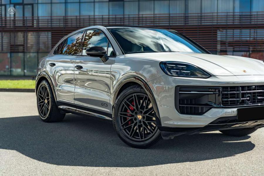 Grey Porsche Cayenne Coupe 2024 in Palanga, with an engine capacity of 4.00 L and mileage of 58 thousand km for 136500 €, photo 6 on AUTOMOTO.COM.LV