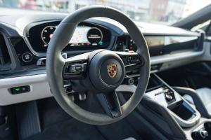 Grey Porsche Cayenne Coupe 2024 in Palanga, with an engine capacity of 4.00 L and mileage of 58 thousand km for 136500 €, photo 20 on AUTOMOTO.COM.LV