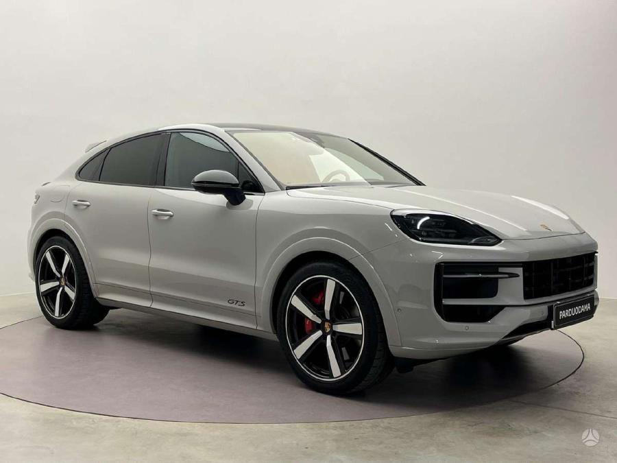 Grey Porsche Cayenne Coupe 2025 in Panevezys, with an engine capacity of 4.00 L and mileage of 7 thousand km for 162000 €, photo 8 on AUTOMOTO.COM.LV