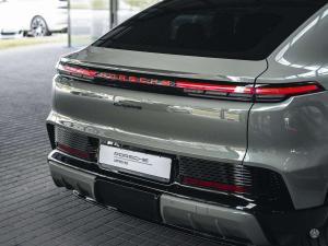 Grey Porsche Cayenne Coupe 2026 in Vilnius, with an engine capacity of 0.00 L and mileage of 3 thousand km for 139405 €, photo 17 on AUTOMOTO.COM.LV