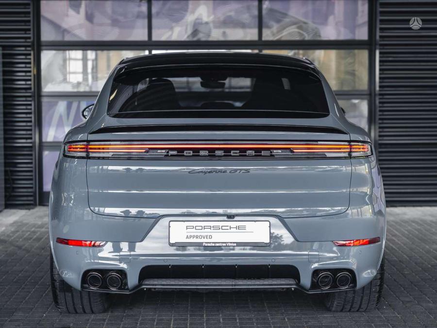 Pelēks Porsche Cayenne Coupe 2026 Viļņa, ar dzinēja tilpumu 0.00 L un nobraukumu 3 tūkst. km par 170355 €, foto 5 vietnē AUTOMOTO.COM.LV