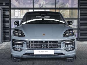 Pelēks Porsche Cayenne Coupe 2026 Viļņa, ar dzinēja tilpumu 0.00 L un nobraukumu 3 tūkst. km par 170355 €, foto 9 vietnē AUTOMOTO.COM.LV