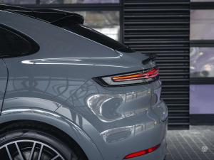 Pelēks Porsche Cayenne Coupe 2026 Viļņa, ar dzinēja tilpumu 0.00 L un nobraukumu 3 tūkst. km par 170355 €, foto 15 vietnē AUTOMOTO.COM.LV