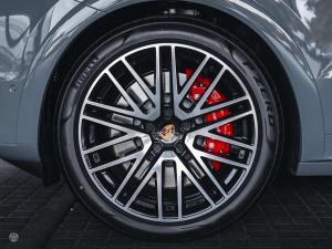 Pelēks Porsche Cayenne Coupe 2026 Viļņa, ar dzinēja tilpumu 0.00 L un nobraukumu 3 tūkst. km par 170355 €, foto 21 vietnē AUTOMOTO.COM.LV