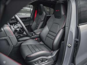 Pelēks Porsche Cayenne Coupe 2026 Viļņa, ar dzinēja tilpumu 0.00 L un nobraukumu 3 tūkst. km par 170355 €, foto 26 vietnē AUTOMOTO.COM.LV