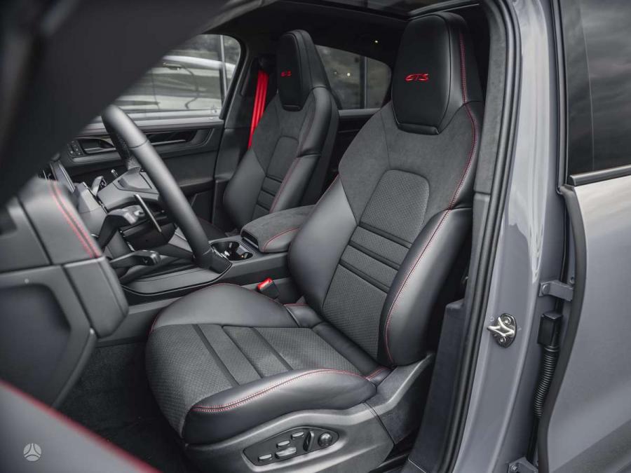 Pelēks Porsche Cayenne Coupe 2026 Viļņa, ar dzinēja tilpumu 0.00 L un nobraukumu 3 tūkst. km par 170355 €, foto 26 vietnē AUTOMOTO.COM.LV