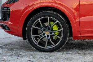 Orange Porsche Cayenne Coupe 2020 in Vilnius, with an engine capacity of 3.00 L and mileage of 51 thousand km for 67990 €, photo 10 on AUTOMOTO.COM.LV