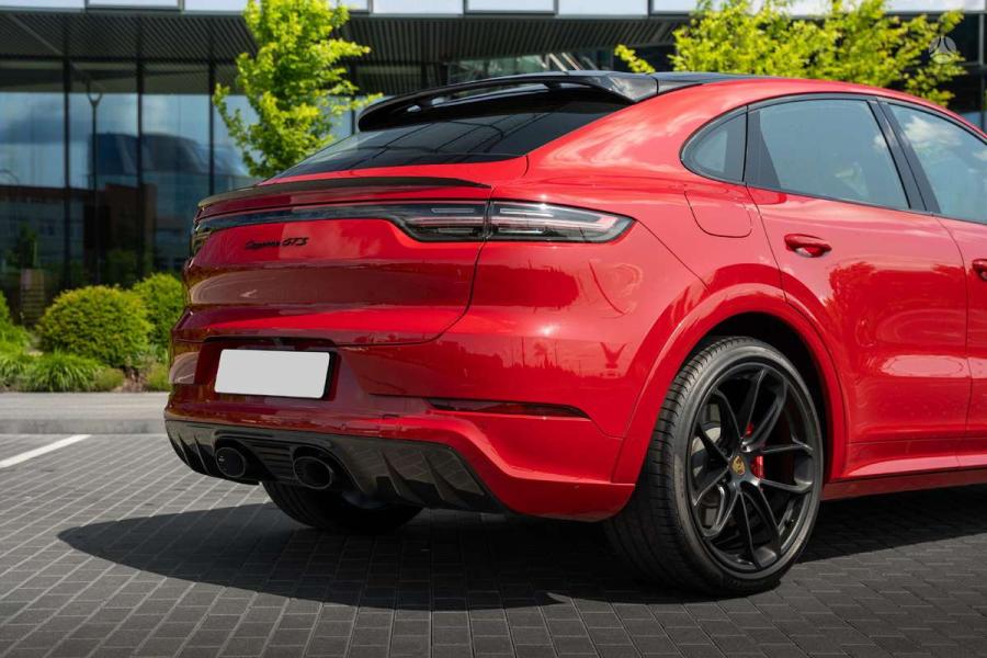 Red Porsche Cayenne Coupe 2021 in Vilnius, with an engine capacity of 4.00 L and mileage of 80 thousand km for 91000 €, photo 9 on AUTOMOTO.COM.LV