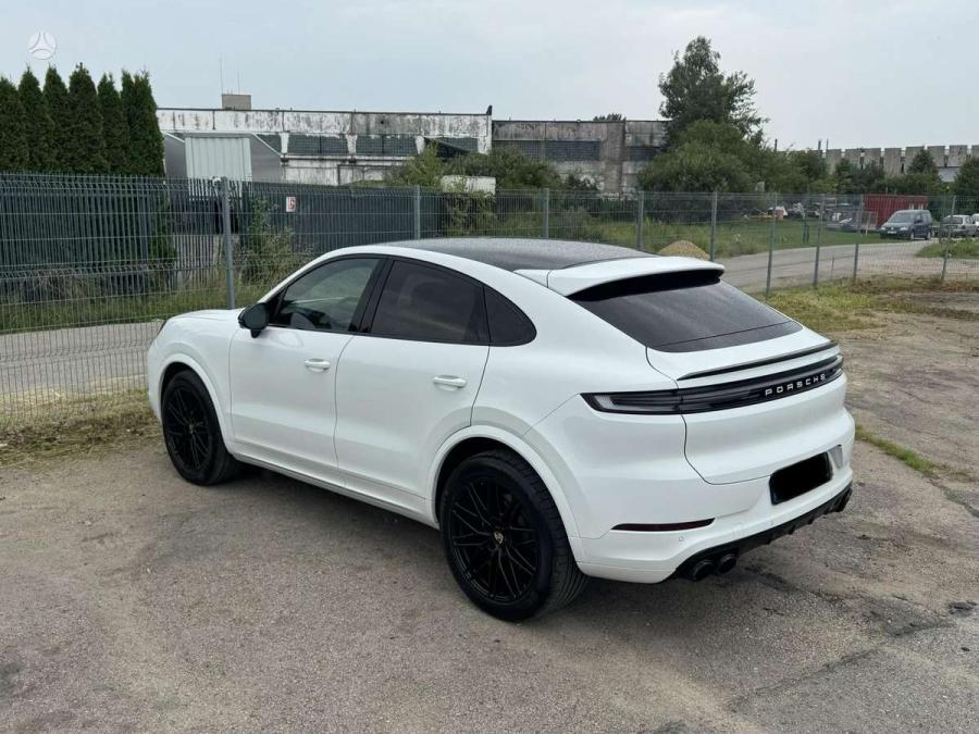 Белый Порше Cayenne Coupe 2024 в Каунас, объемом двигателя 3.00 л и пробегом 55 тыс. км за 78000 €, фото 5 на AUTOMOTO.COM.LV