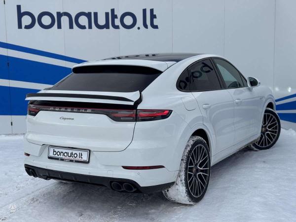 Balts Porsche Cayenne Coupe 2019 Kauņa, ar dzinēja tilpumu 3.00 L un nobraukumu 161 tūkst. km par 54500 €, foto 6 vietnē AUTOMOTO.COM.LV