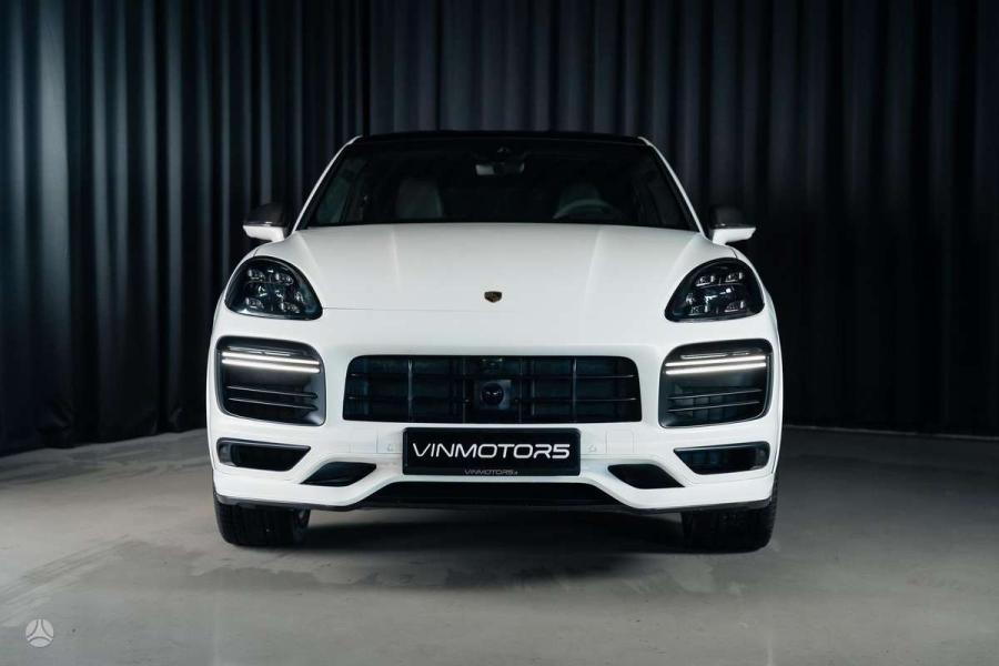 Balts Porsche Cayenne Coupe 2020 Viļņa, ar dzinēja tilpumu 4.00 L un nobraukumu 42 tūkst. km par 85999 €, foto 3 vietnē AUTOMOTO.COM.LV