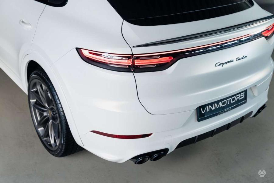 Balts Porsche Cayenne Coupe 2020 Viļņa, ar dzinēja tilpumu 4.00 L un nobraukumu 42 tūkst. km par 85999 €, foto 13 vietnē AUTOMOTO.COM.LV