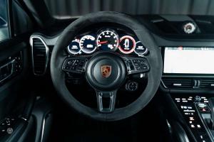 Balts Porsche Cayenne Coupe 2020 Viļņa, ar dzinēja tilpumu 4.00 L un nobraukumu 42 tūkst. km par 85999 €, foto 19 vietnē AUTOMOTO.COM.LV