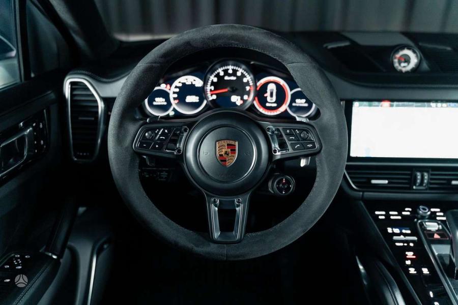 Balts Porsche Cayenne Coupe 2020 Viļņa, ar dzinēja tilpumu 4.00 L un nobraukumu 42 tūkst. km par 85999 €, foto 19 vietnē AUTOMOTO.COM.LV