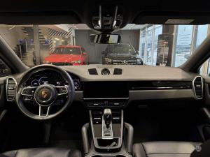 Белый Порше Cayenne Coupe 2020 в Рига, объемом двигателя 3.00 л и пробегом 47 тыс. км за 54990 €, фото 14 на AUTOMOTO.COM.LV