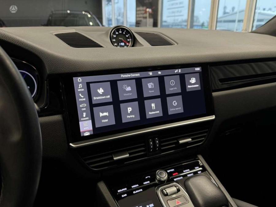 Белый Порше Cayenne Coupe 2020 в Рига, объемом двигателя 3.00 л и пробегом 47 тыс. км за 54990 €, фото 17 на AUTOMOTO.COM.LV