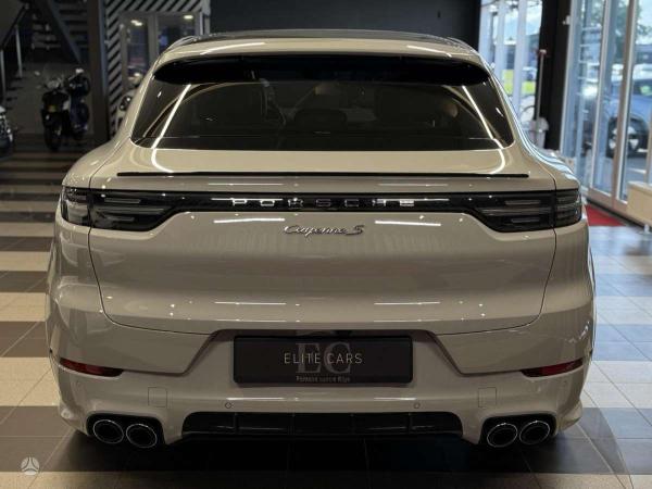 Balts Porsche Cayenne Coupe 2021 Rīga, ar dzinēja tilpumu 2.90 L un nobraukumu 83 tūkst. km par 69990 €, foto 5 vietnē AUTOMOTO.COM.LV
